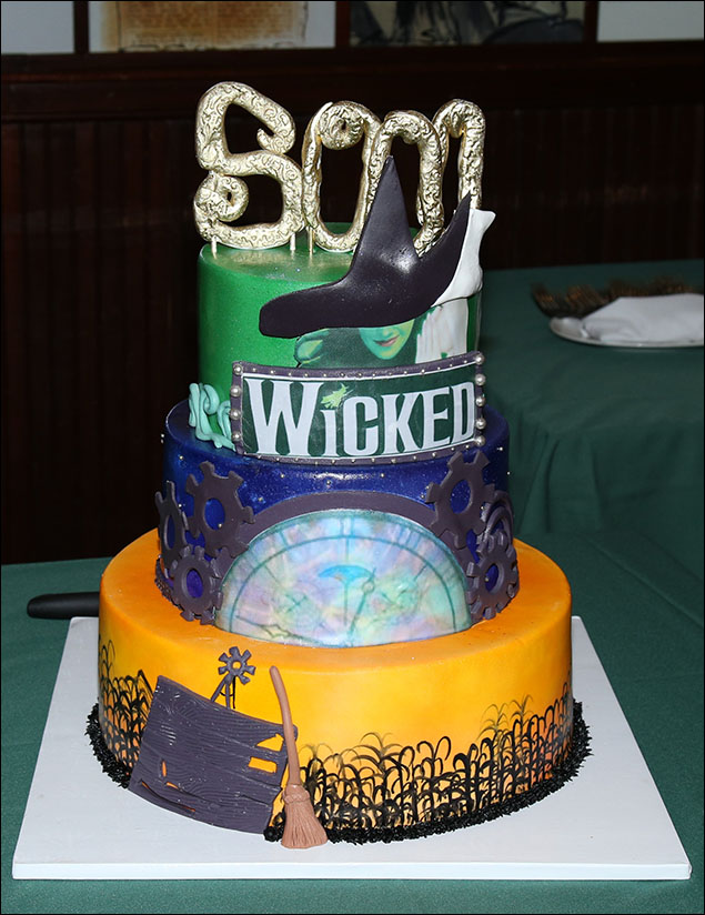 See Kara Lindsay, Jonah Platt and Rachel Tucker Celebrate Wicked's 5 ...