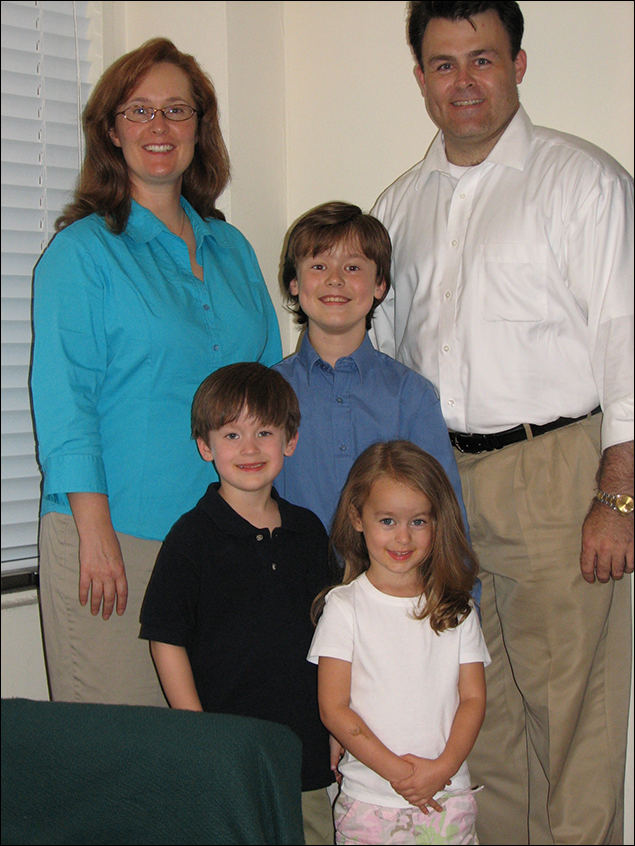 Meet Mama Lucas! — Wife, Mom of Two Child Stars, Awards Show Stylist ...